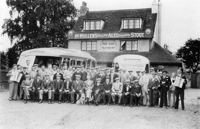 Sun, 51 Amwell Street, Hoddesdon, Hertfordshire